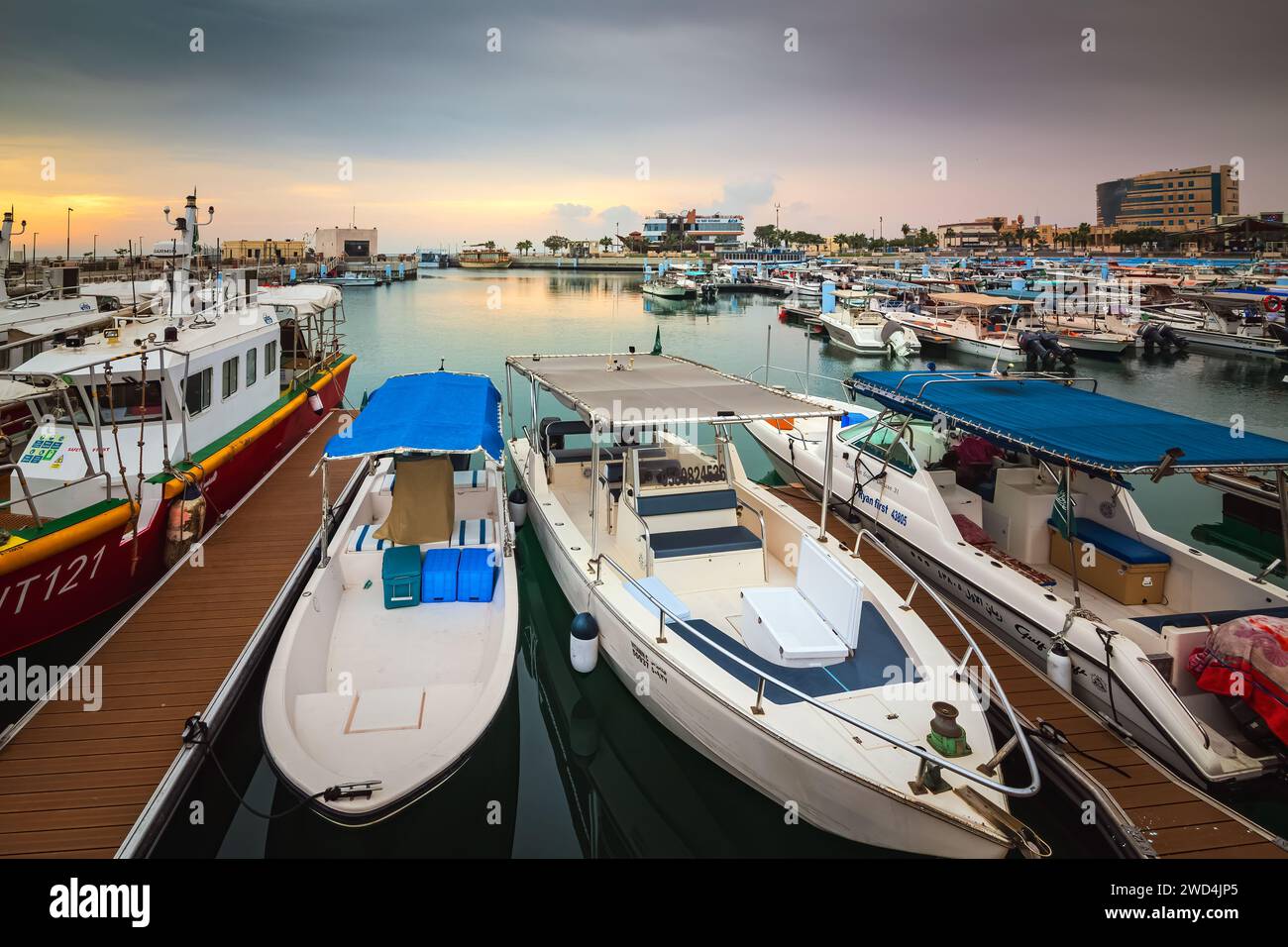 Golden Hour Harbor: Capturing the Tranquil Beauty of Sunrise in ...