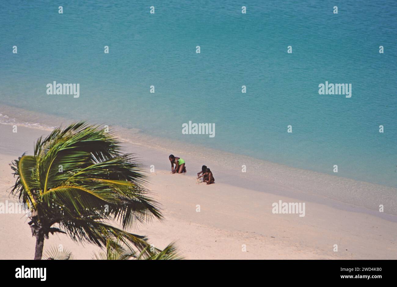 1990s caribbean islands hi-res stock photography and images - Alamy