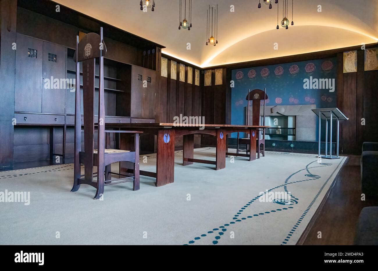 Charles mackintosh table hi-res stock photography and images - Alamy