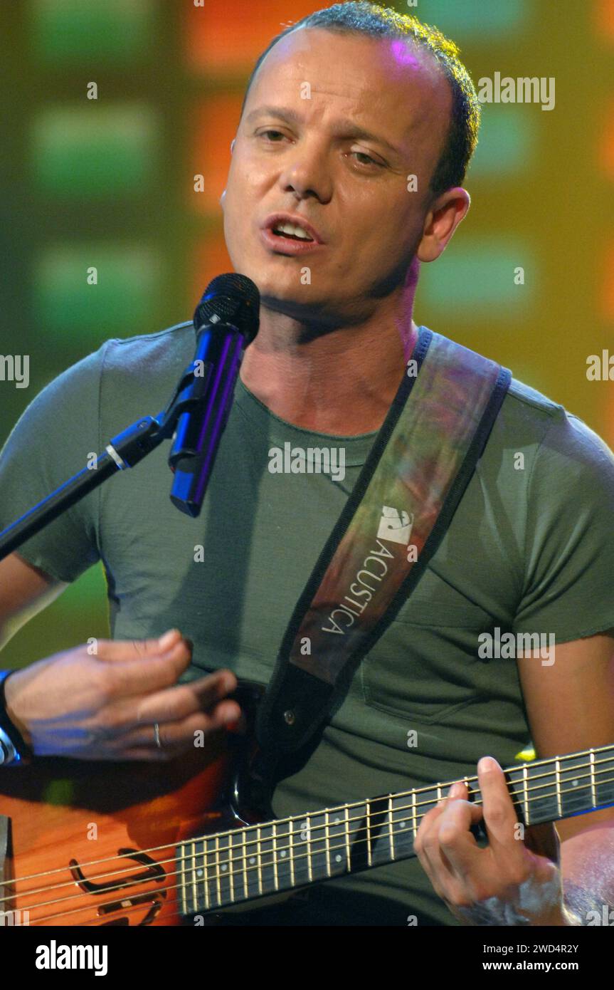 Milan Italy 2006-10-04: Gigi D’Alessio,Italian singer, live concert ...