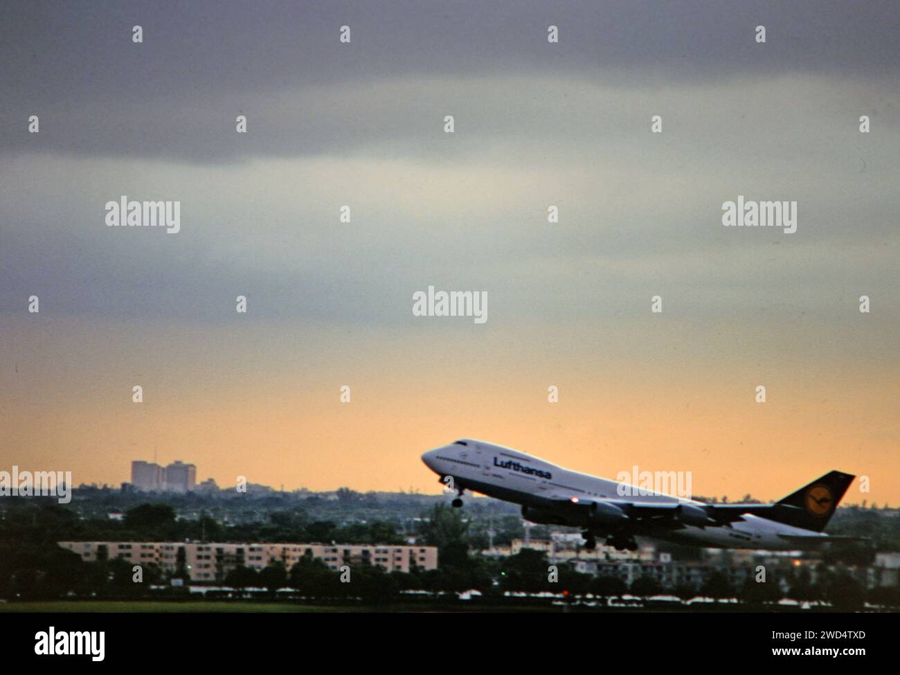 Miami International Airport: Large Lufthansa airplane taking off at MIA ...