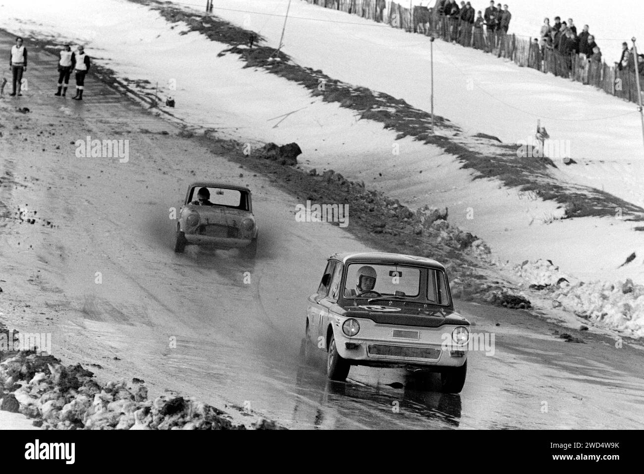 Early 70's rallycross action from Lydden Hill Stock Photo - Alamy