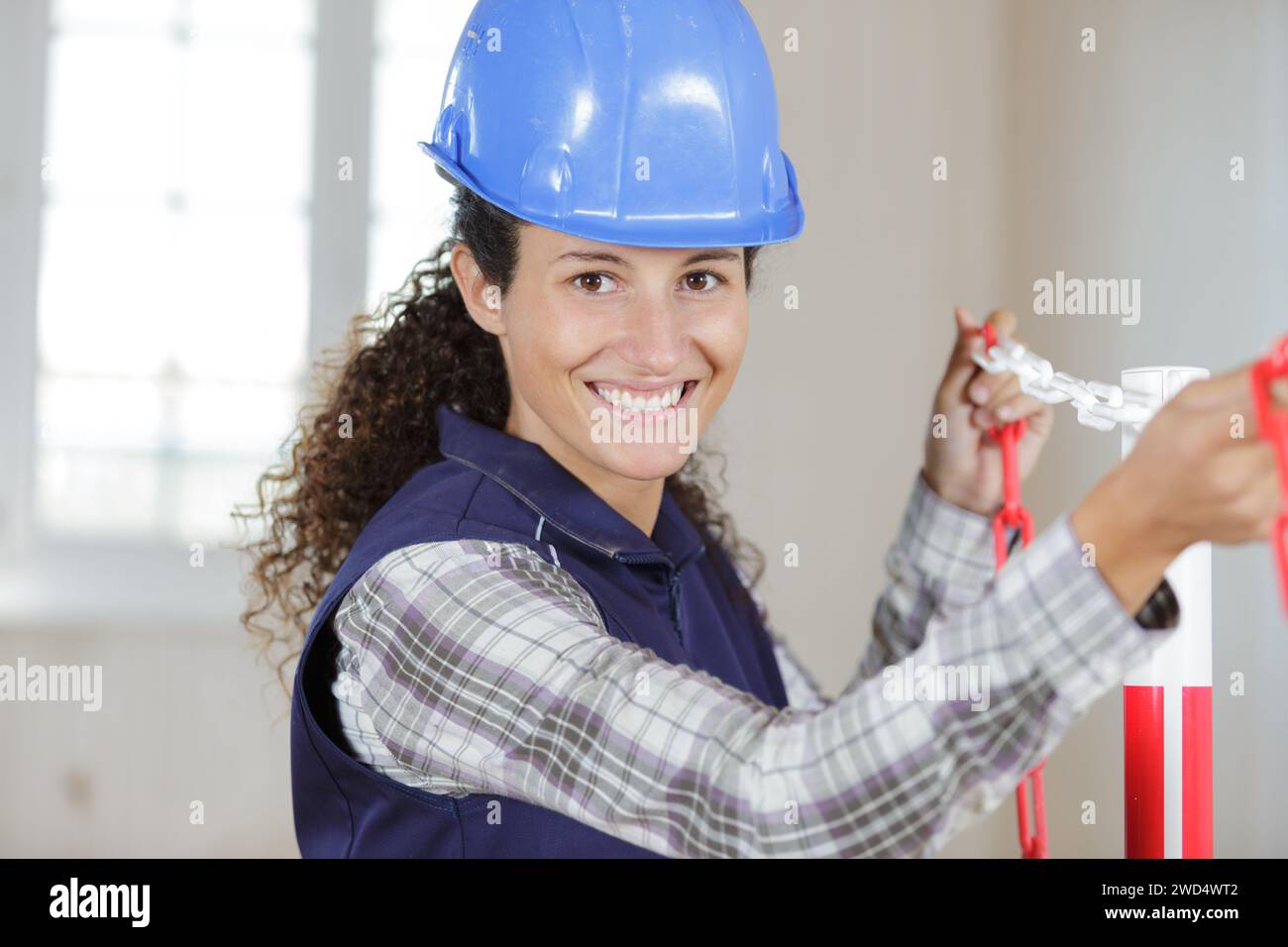 Woman hobby builder hi-res stock photography and images - Alamy