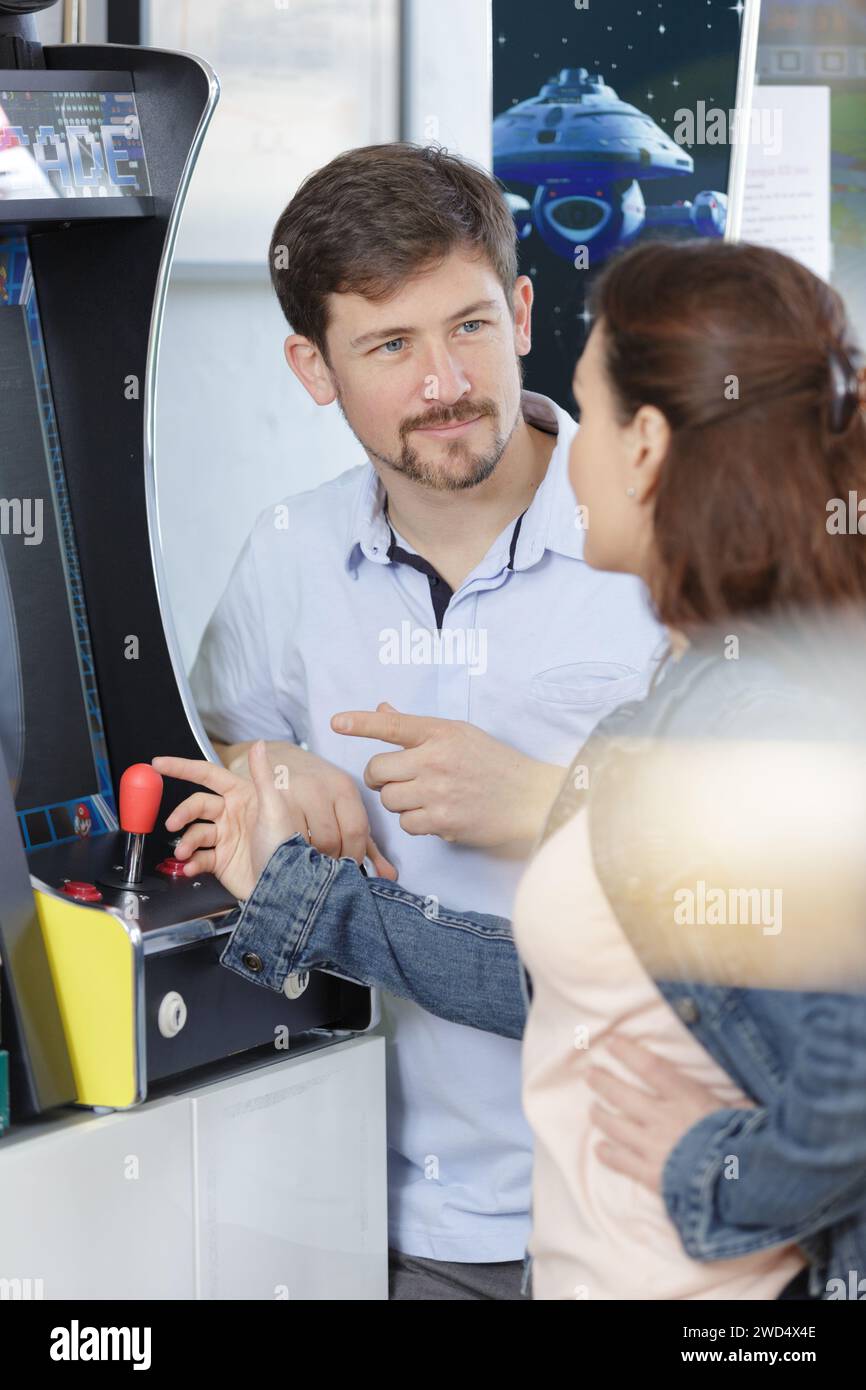 Tabletop arcade hi-res stock photography and images - Alamy
