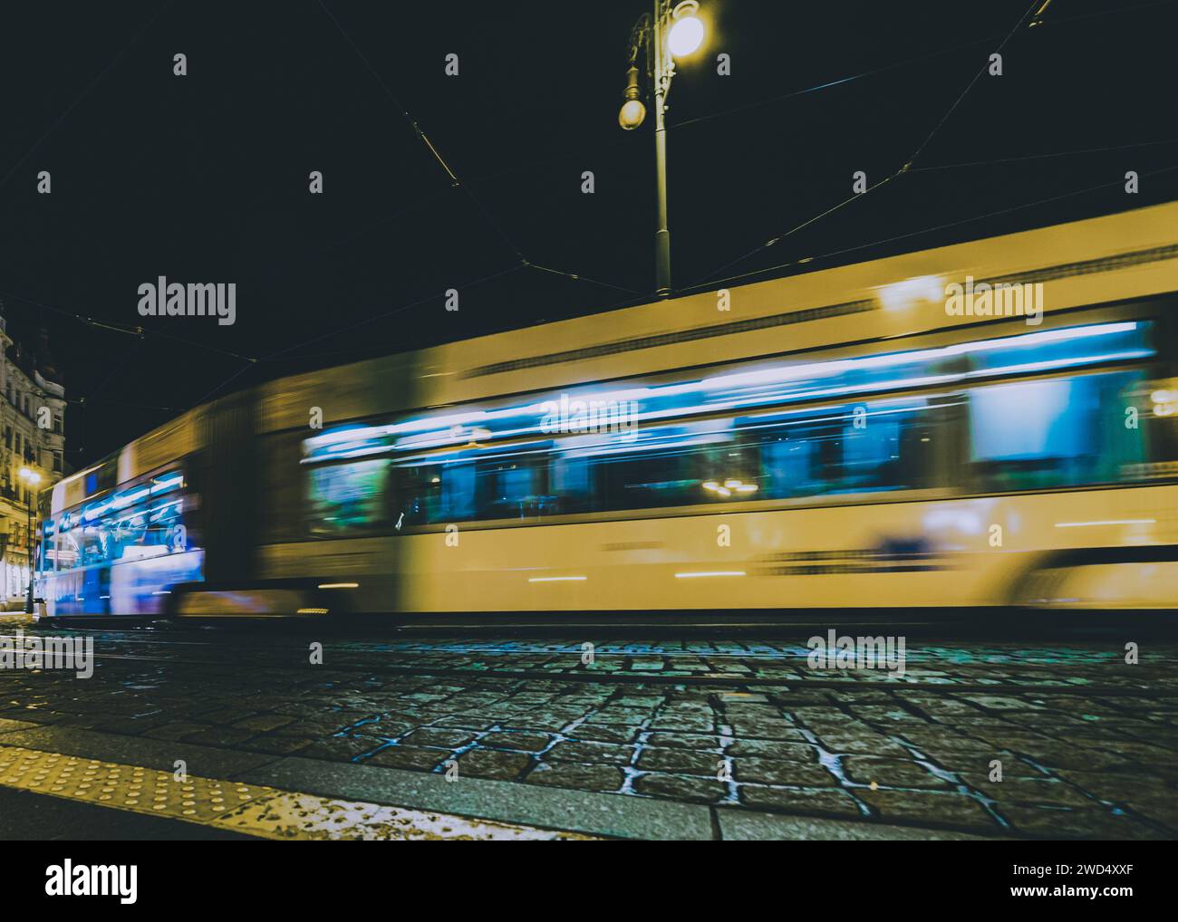 Public transport movement hi-res stock photography and images - Alamy