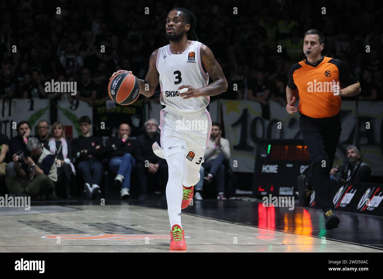 Bologna, Italy. 18th Jan, 2024. Paris Lee (Ldlc Asvel Villeurbanne ...