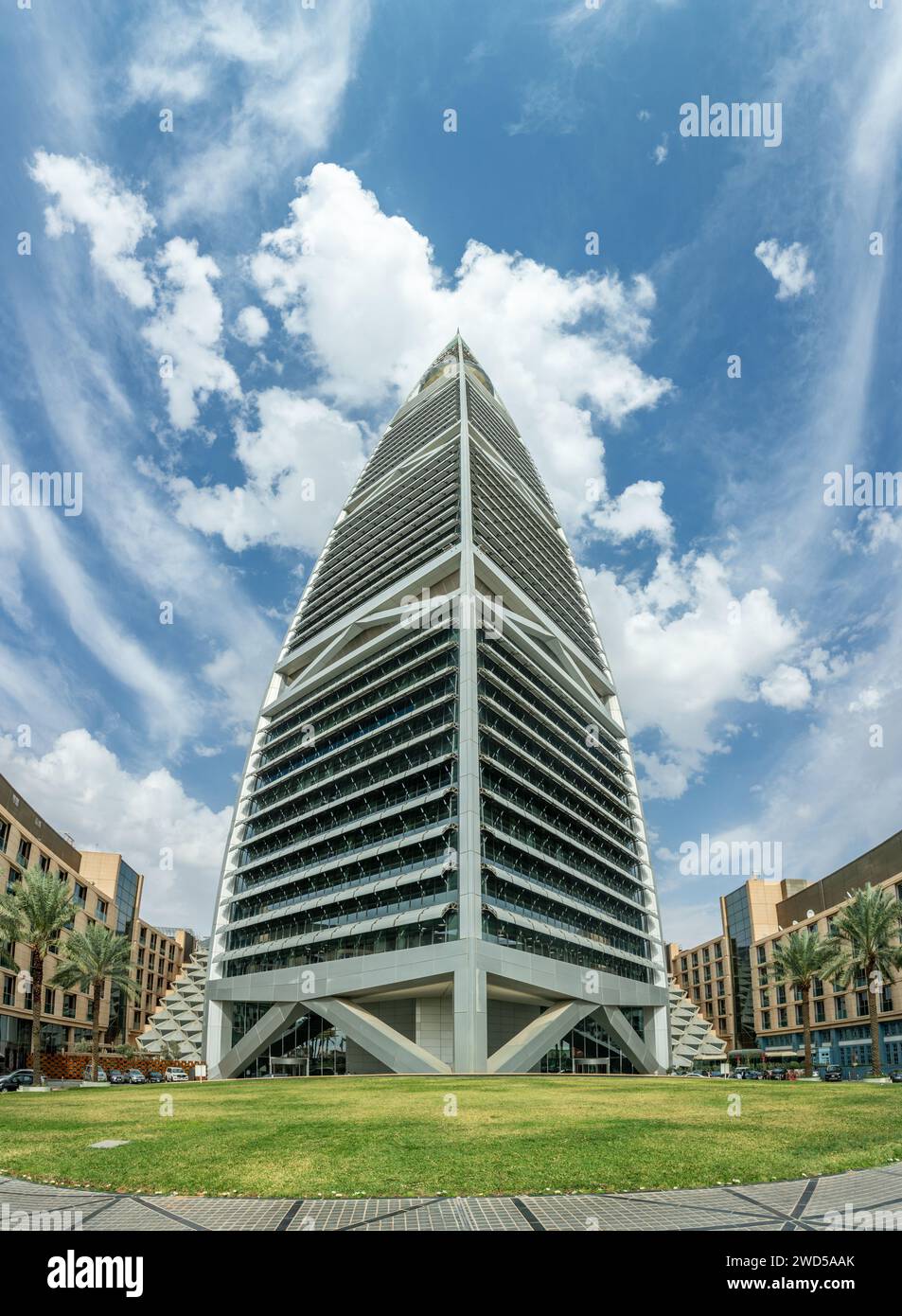Modern buildings in the Al Olaya downtownt district with palms in the ...