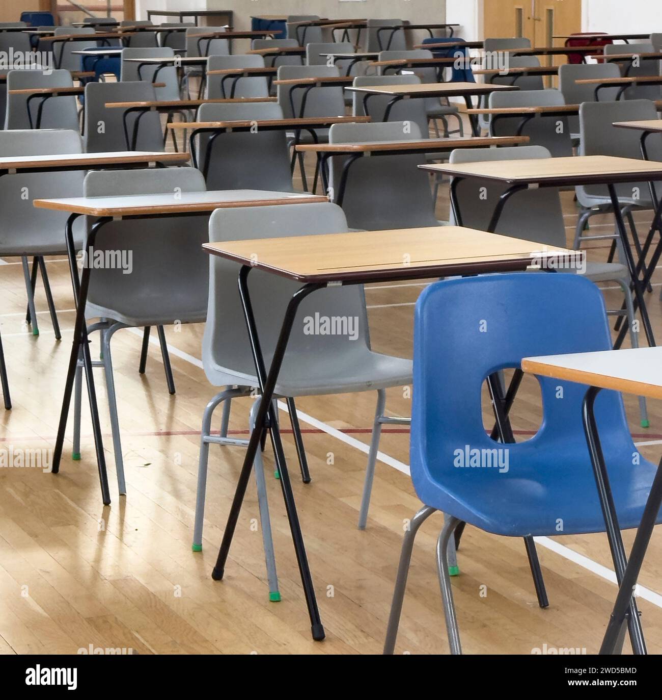 Gcse exam hall hi-res stock photography and images - Alamy