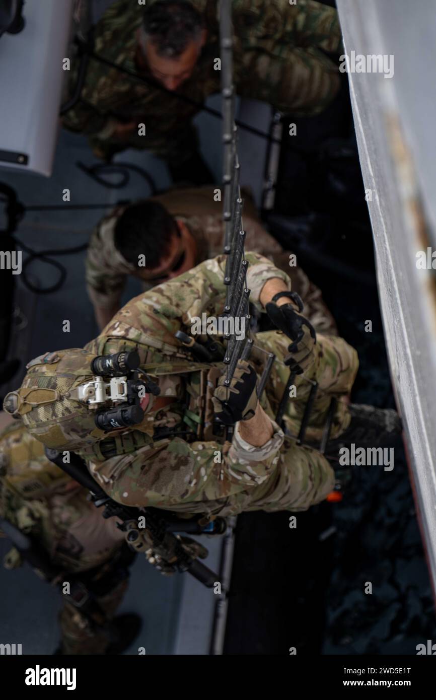 ATHENS, Greece (Dec. 4, 2023) East-coast based U.S. Naval Special ...