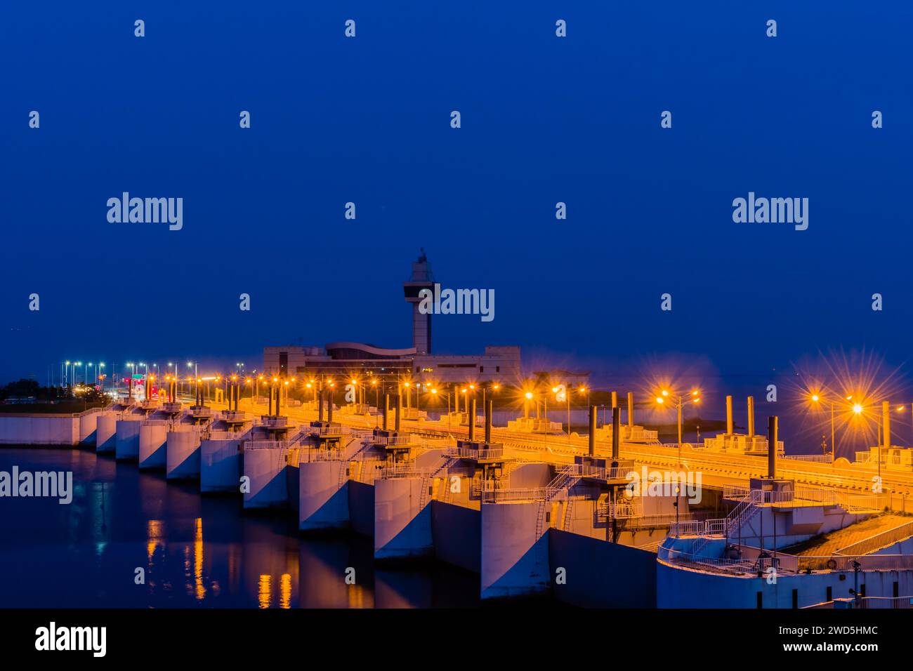 Street lights on Saemangeum Seawall, a man made dike in South Korea ...