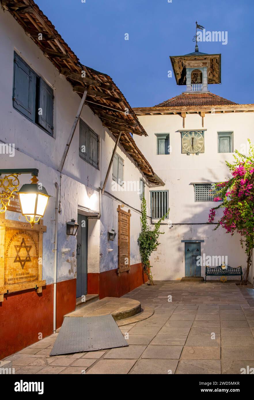 Entrance and Clock tower, Paradesi Synagogue, Matancherry, Jew Town ...