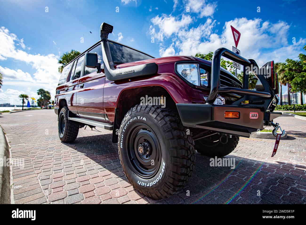 LANDSCAPE OVERLAND TIME Stock Photo - Alamy