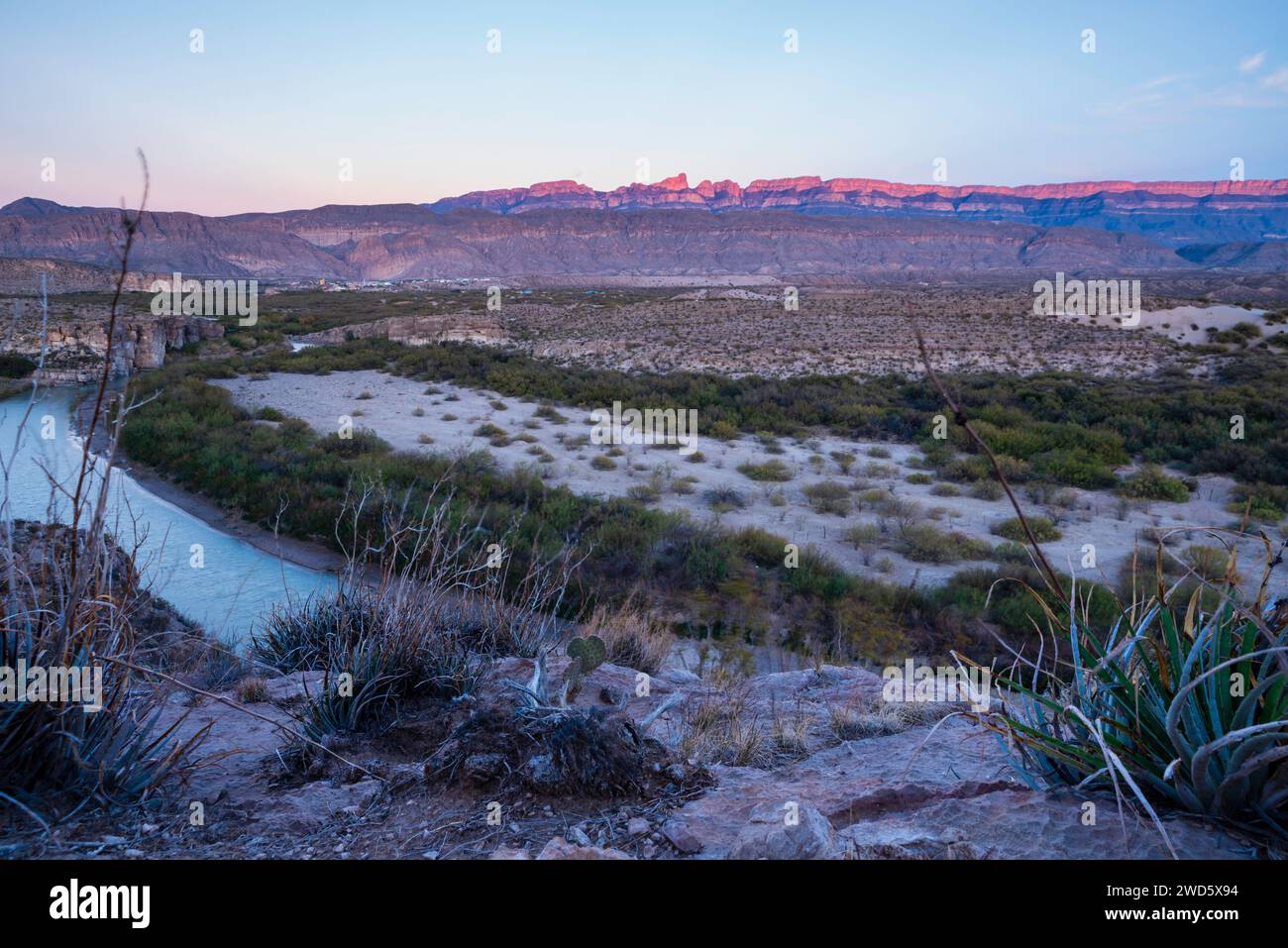 Looking toward the Mexican village of Boquillas del Carmen and Sierra ...