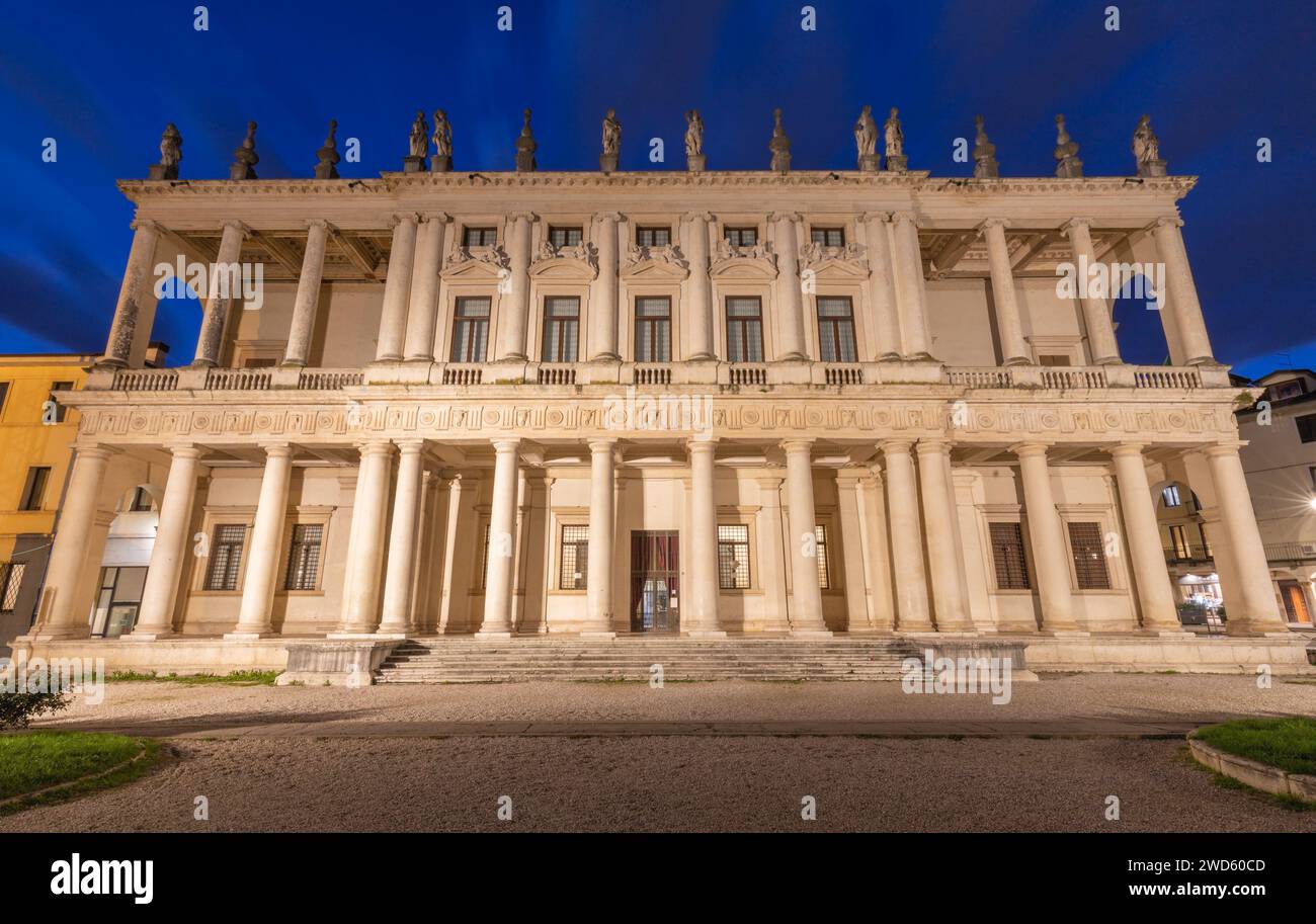 Vicenza - The palace Palazzo Chiericati at dusk Stock Photo - Alamy