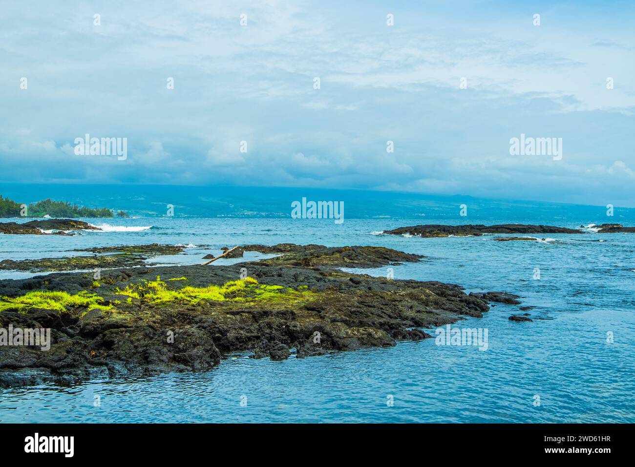 Lava shoreline in Keaukaha Beach Park, Hilo Stock Photo - Alamy