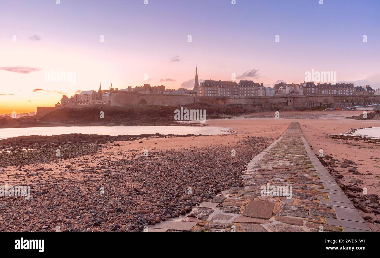 View from tidal island of Grand Be to city of Saint Malo and causeway ...