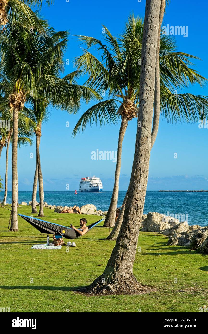 Ocean Navigator cruise ship sails into Port of Miami past South Pointe ...