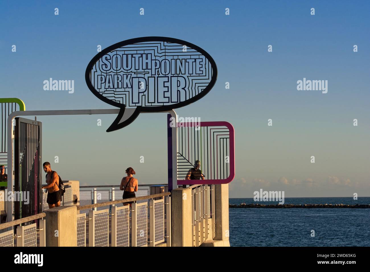 Miami beach pier hi-res stock photography and images - Alamy