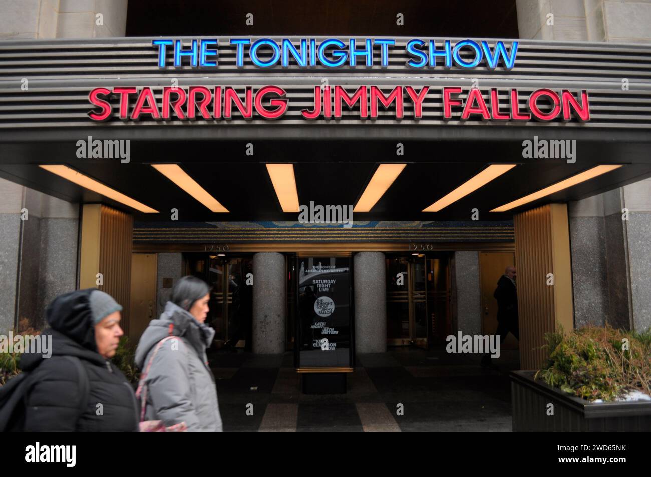 The tonight show starring jimmy fallon logo hi-res stock photography ...