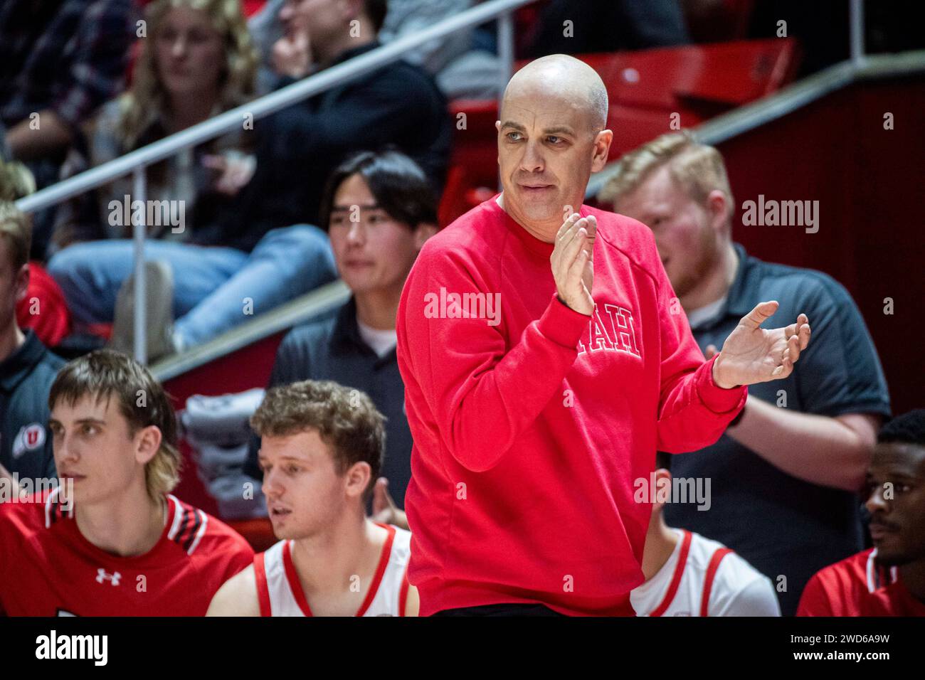 Utah head coach Craig Smith claps after a play against Oregon State ...