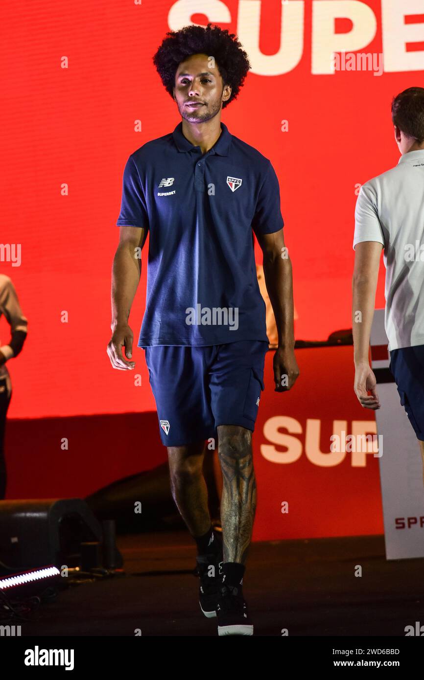 SÃO PAULO, SP - 18.01.2024: APRESENTAÇÃO UNIFORMES E PATROCINADOR SPFC ...