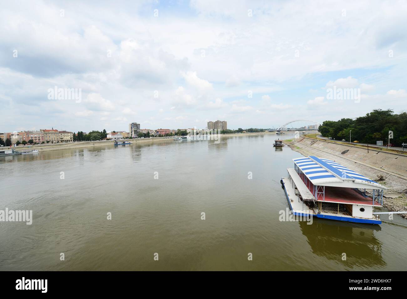Novi sad bridge hi-res stock photography and images - Alamy