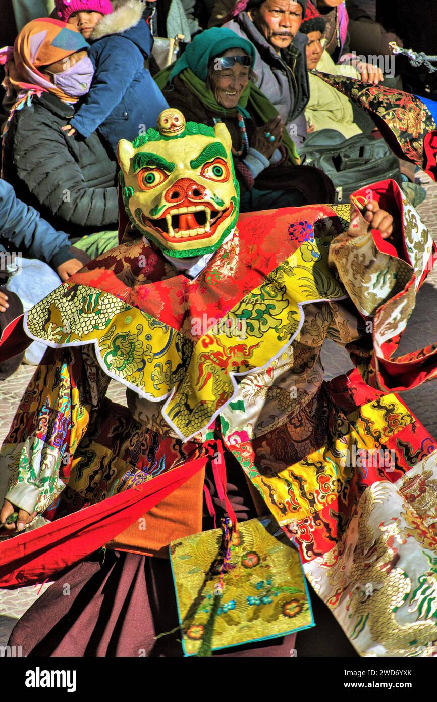 Lama dancing hi-res stock photography and images - Alamy