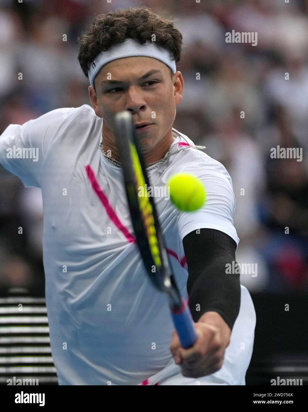Ben Shelton of the U.S. plays a backhand return to Adrian Mannarino of ...
