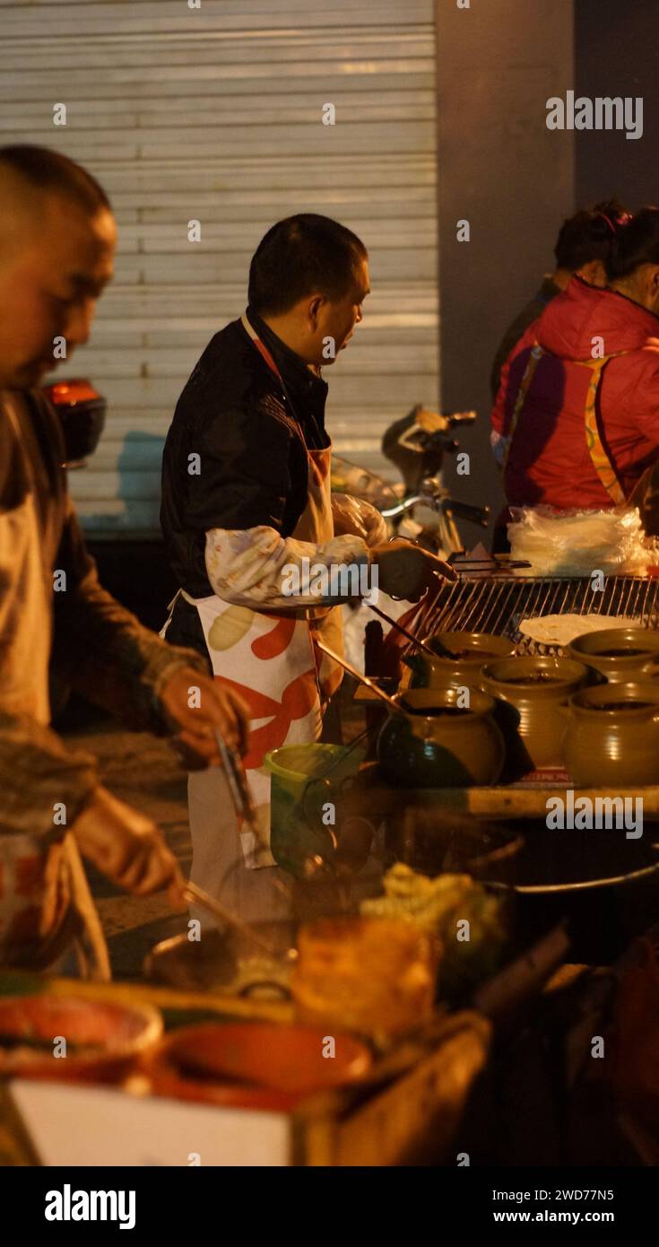 night market in Kunming Stock Photo - Alamy