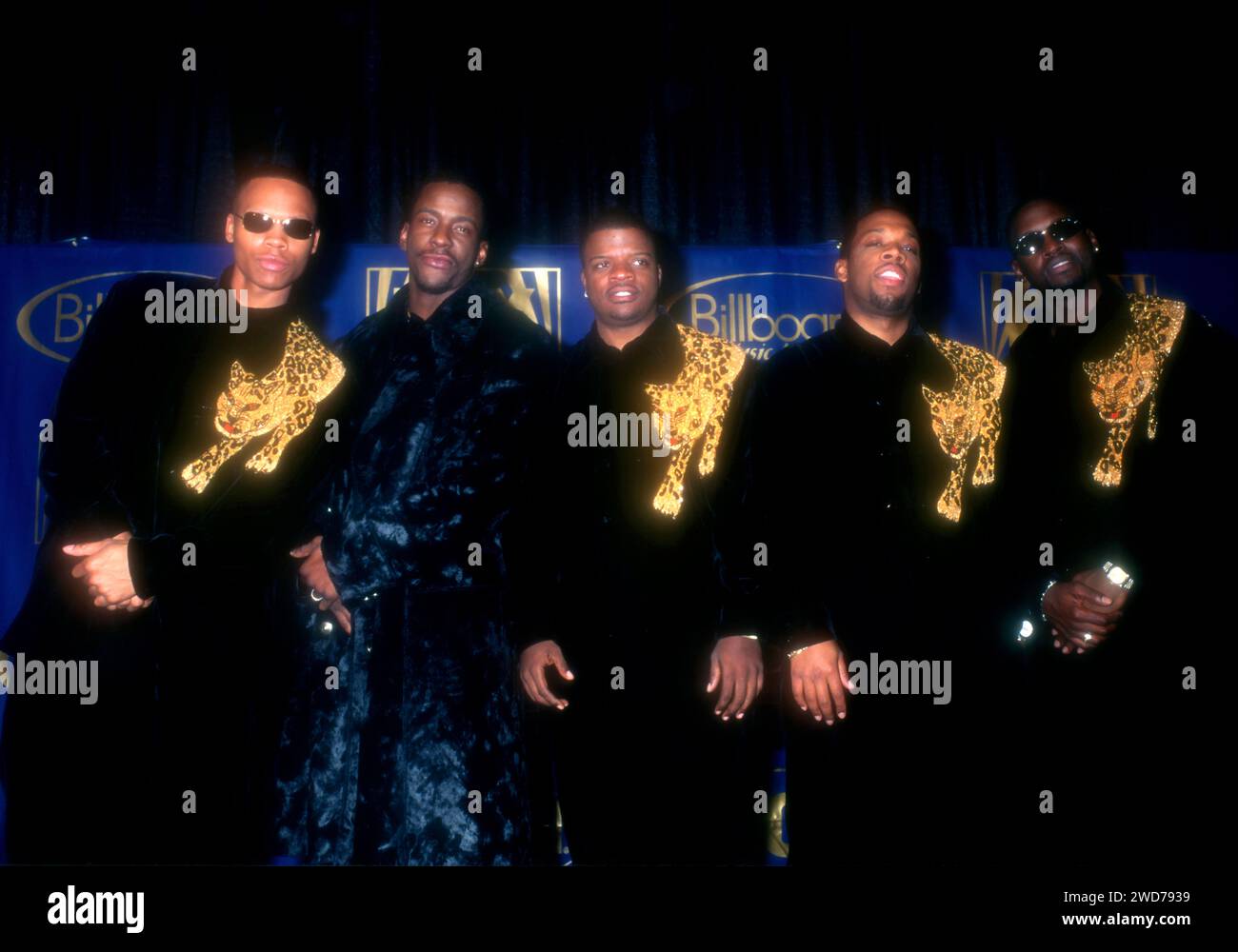 Las Vegas, Nevada, USA 4th December 1996 (L-R) Singers Ronnie DeVoe ...