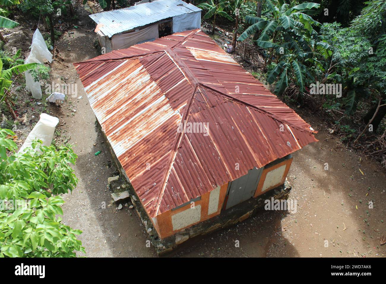 An aerial view of a rustic tin roof in Haiti Stock Photo - Alamy