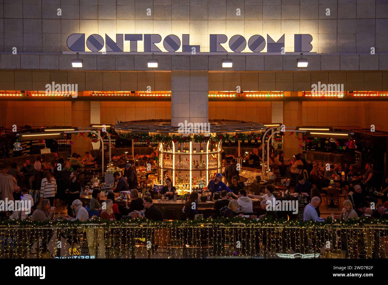 Battersea power station restaurant hi-res stock photography and images ...