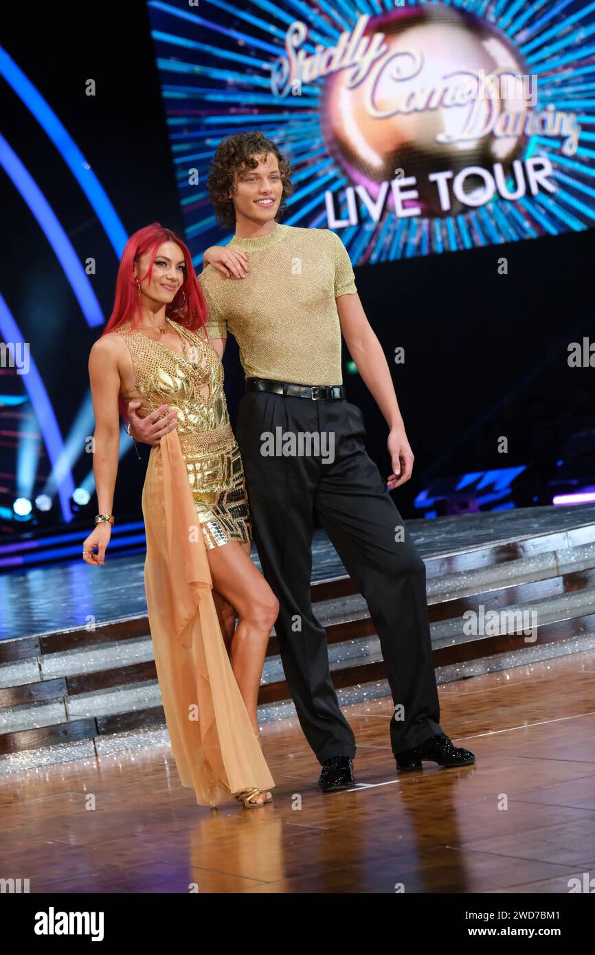 Dianne buswell 2024 hi-res stock photography and images - Alamy