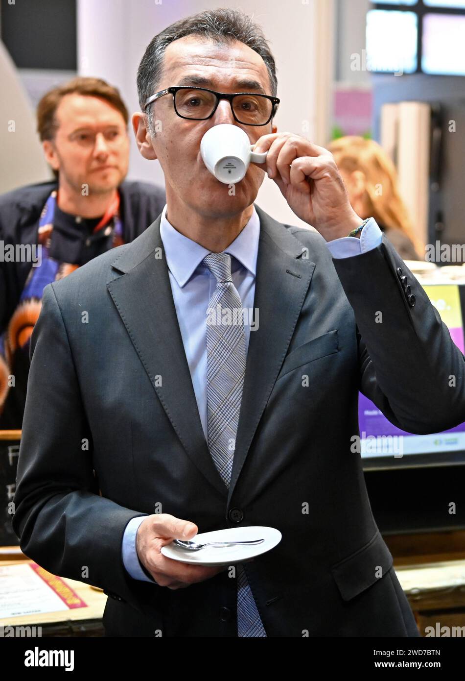 Berlin, Germany. 19th Jan, 2024. Cem zdemir (Alliance 90/The Greens ...