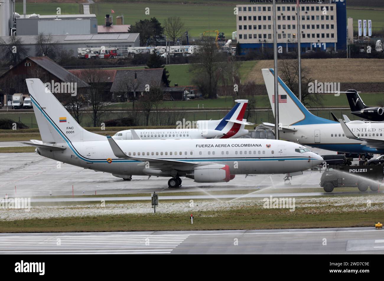 Während dem Weltwirtschaftsforum WEF in Davos werden die Flugzeuge der angereisten Staats- und ...