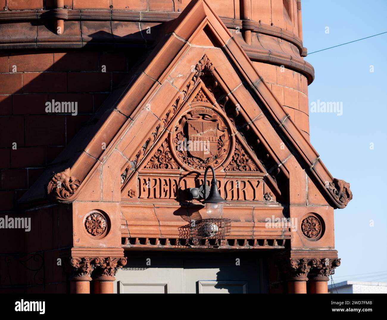 Green Lane Masjid detail with Free Library, Small Heath, Birmingham, UK ...