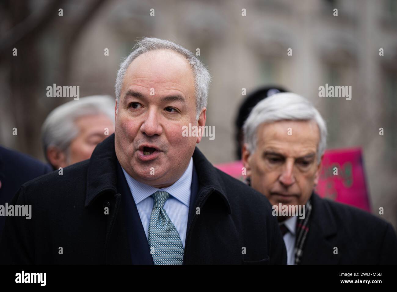 New York City, USA. 18th Jan, 2024. Lee Berman joins irate New Yorkers ...