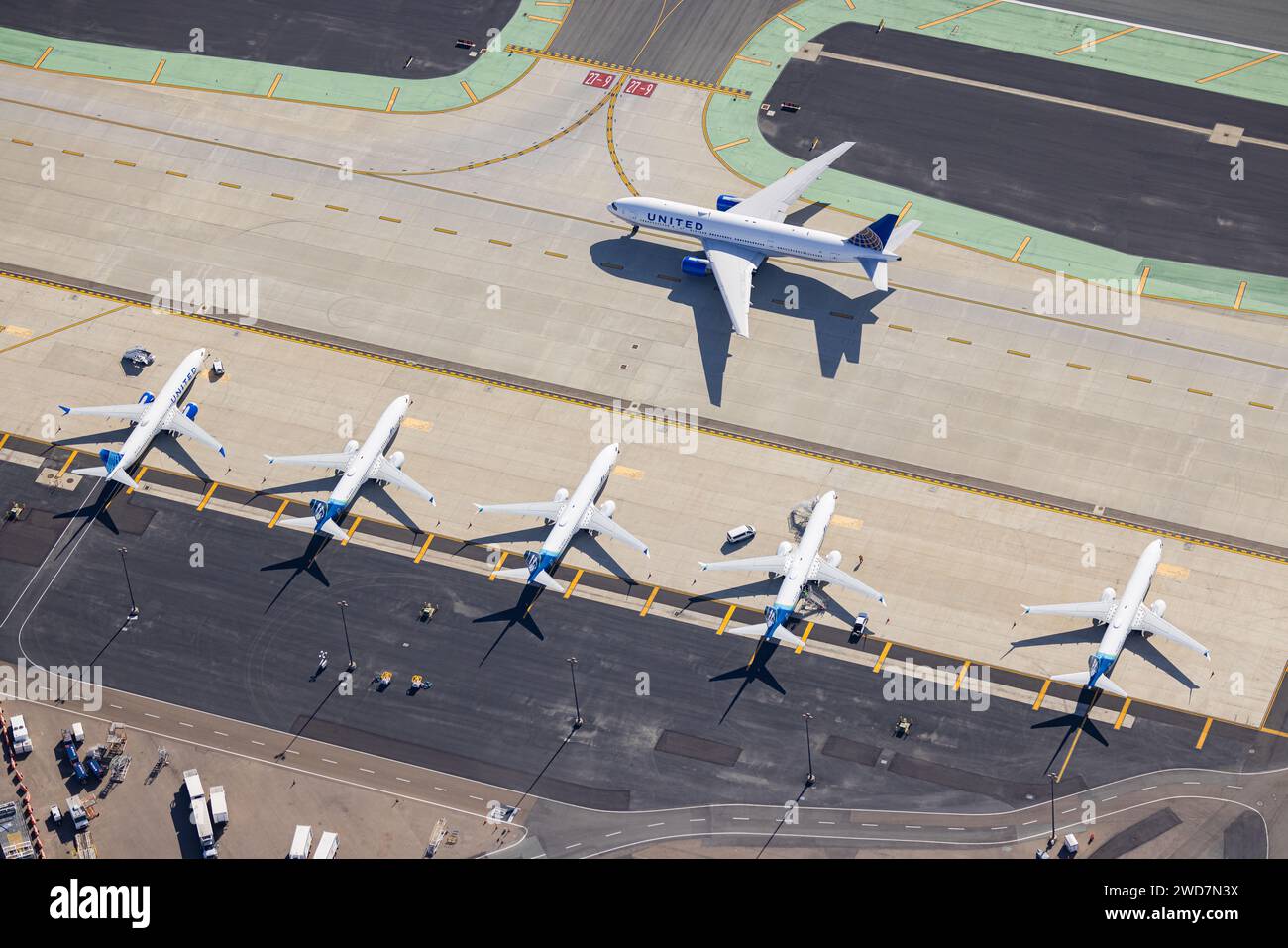 Boeing 737 MAX 9 San Diego International Airport Inspections 13 Stock ...