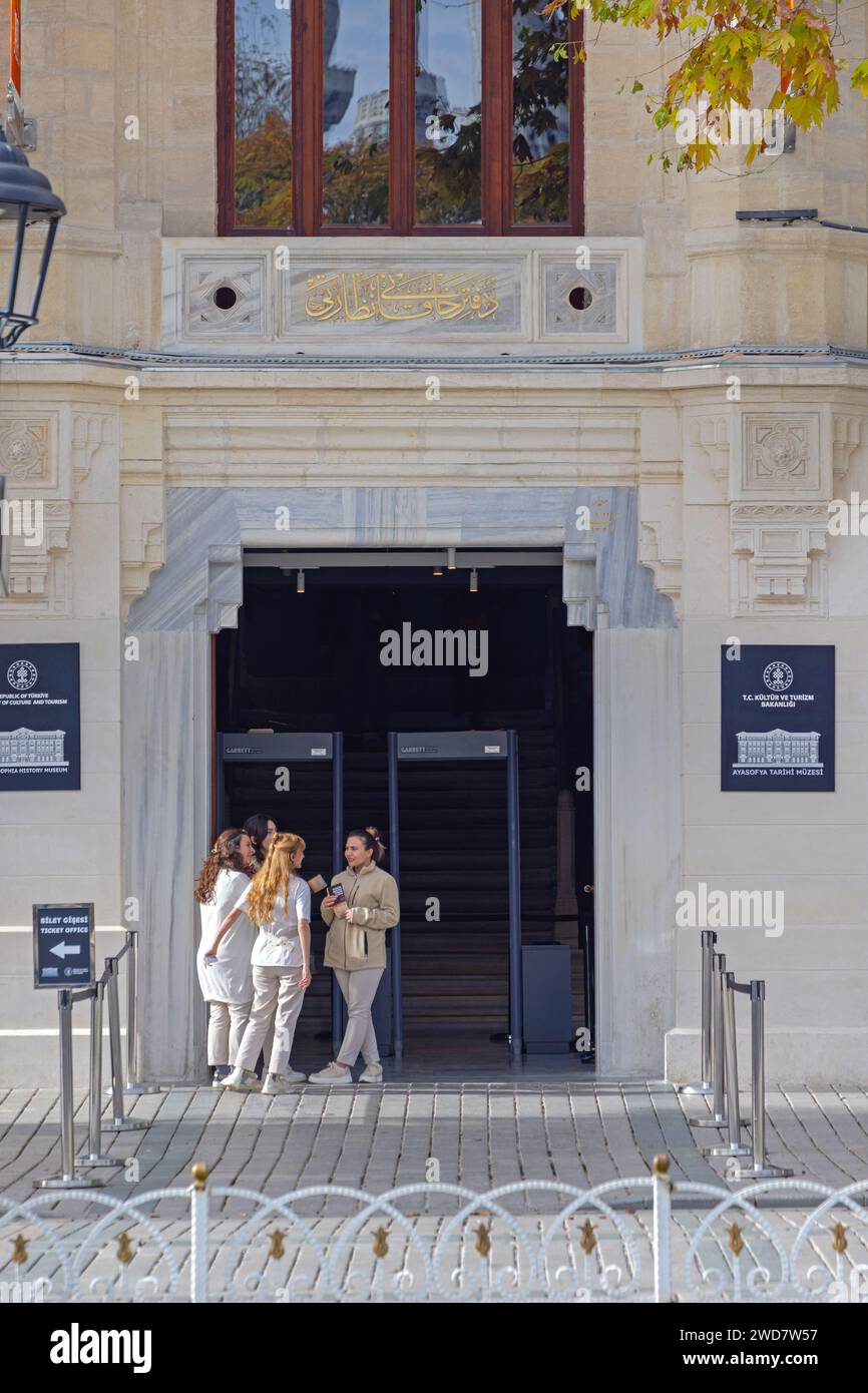 Istanbul, Turkey - October 18, 2023: Entrance Door With Metal Detector ...