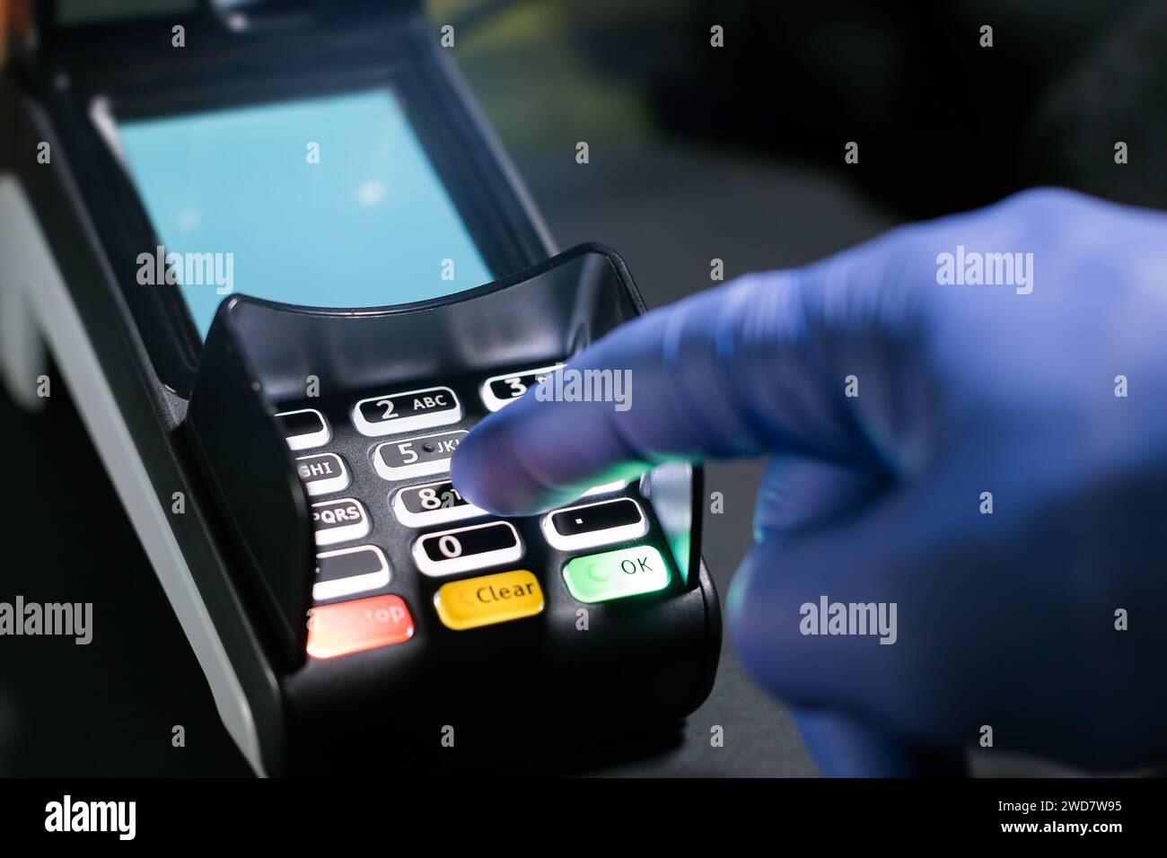 Pos terminal machine hi-res stock photography and images - Alamy