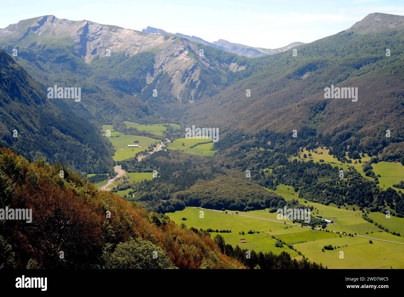 Belagua river hi-res stock photography and images - Alamy