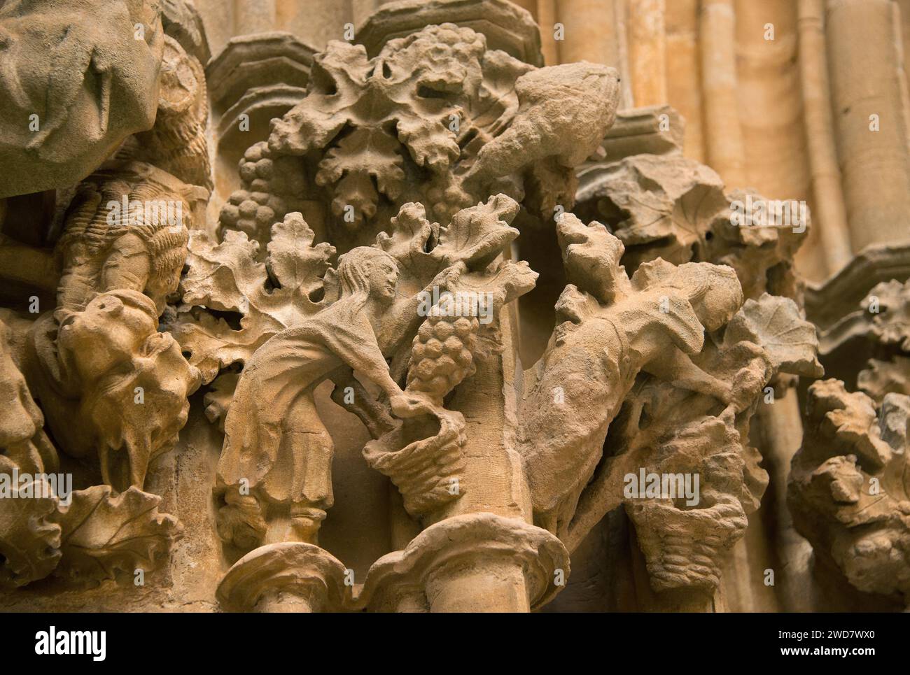 Ujue or Uxue, Santa Maria church (romanesque and gothic 11-14th centuries). Portal, chapiters ...