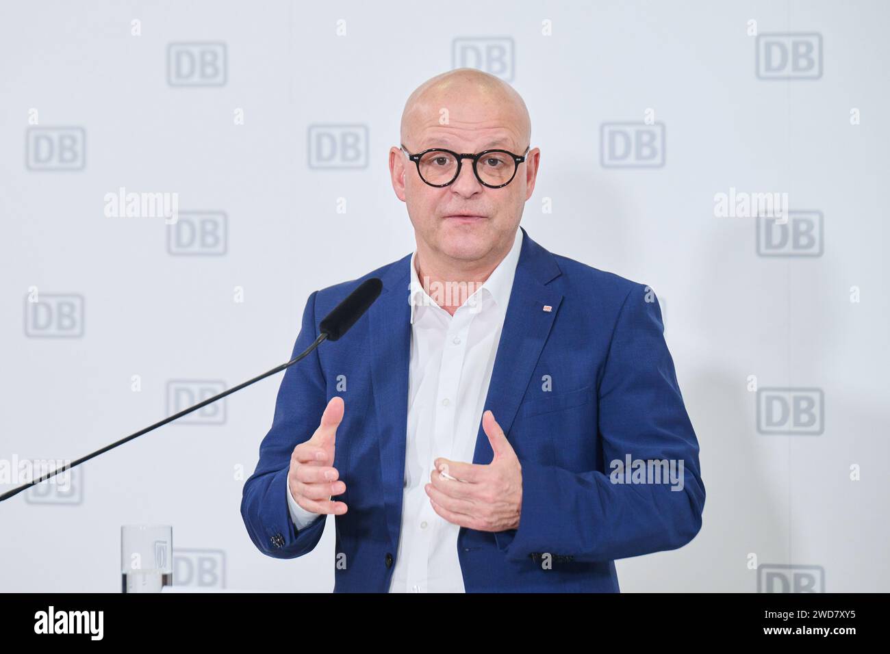 Berlin, Germany. 19th Jan, 2024. Martin Seiler, Chief Human Resources ...
