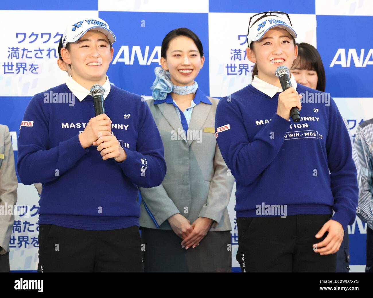 Tokyo, Japan. 19th Jan, 2024. Japan's twin professional golfers Akie ...
