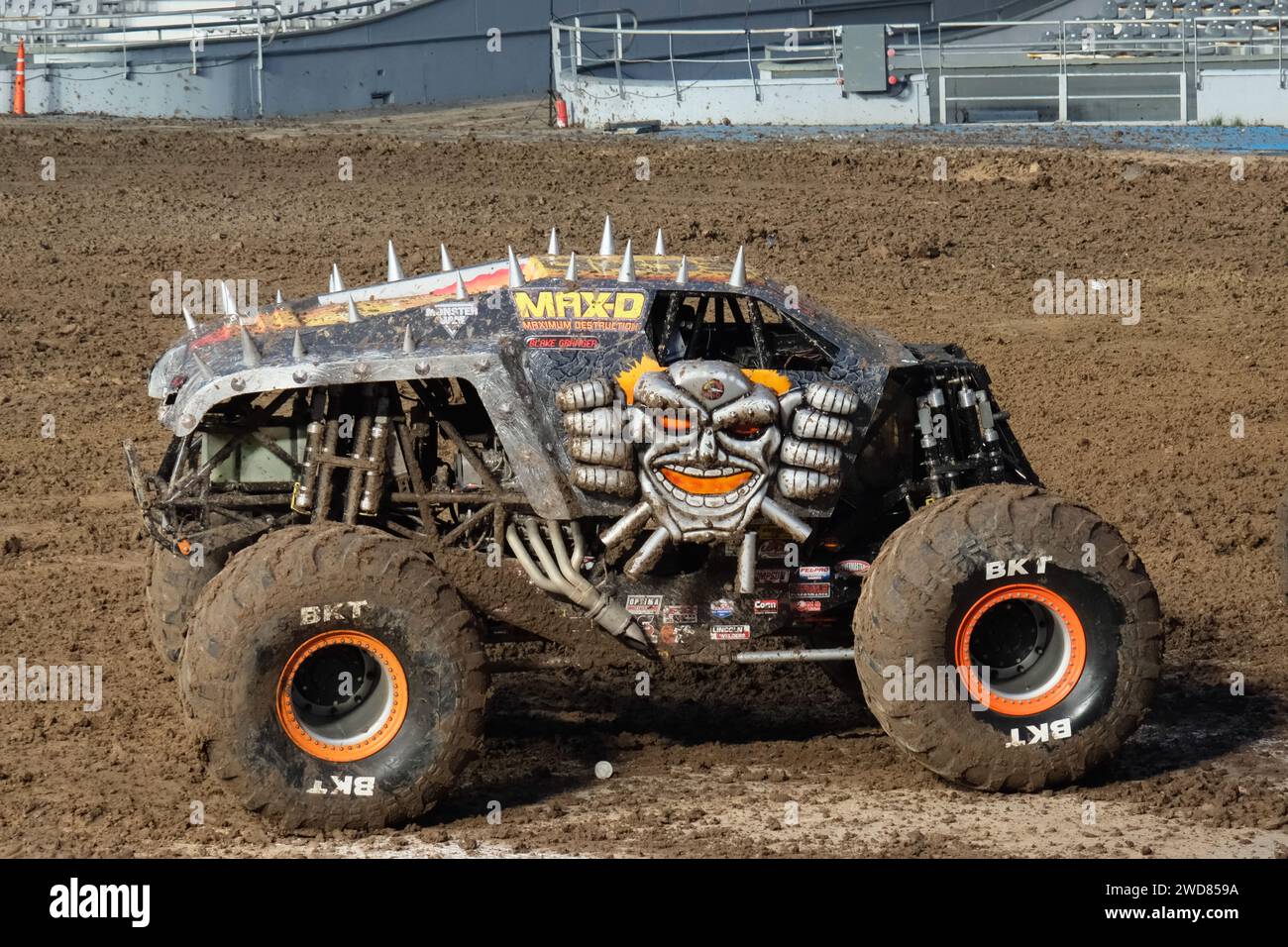 Monster Truck "MAX-D" race, Unique Diego Armando Maradona Stadium in La ...