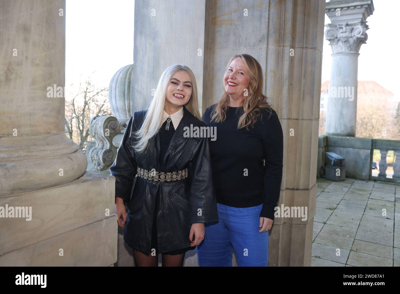 Niedersachsen, Hannover, Vampire im Neuen Rathaus, das Gebäude wird für ...