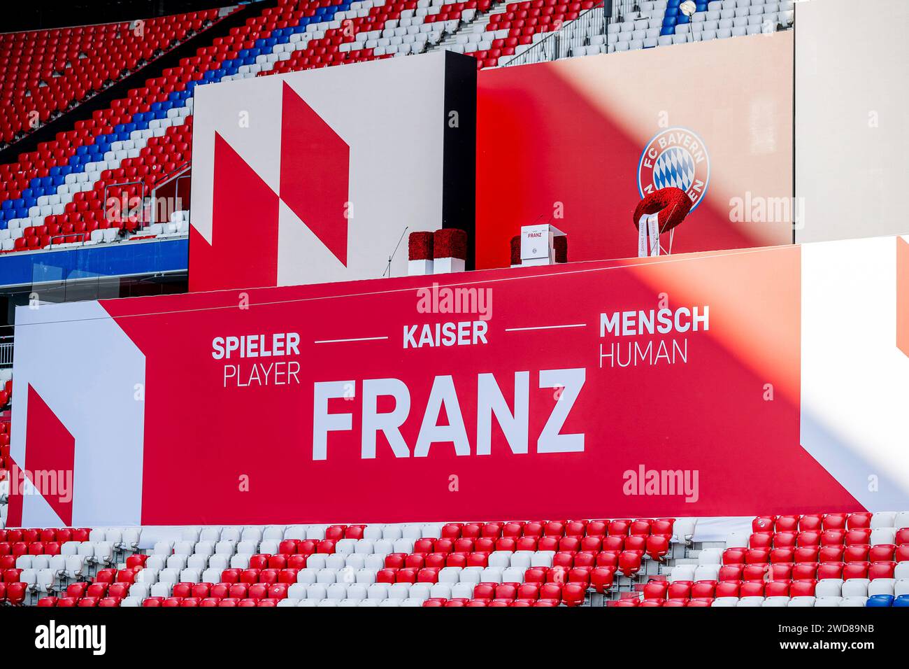 Roter kranz hi-res stock photography and images - Alamy