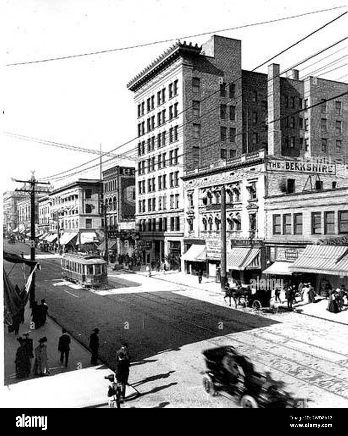 Seneca ave hi-res stock photography and images - Alamy