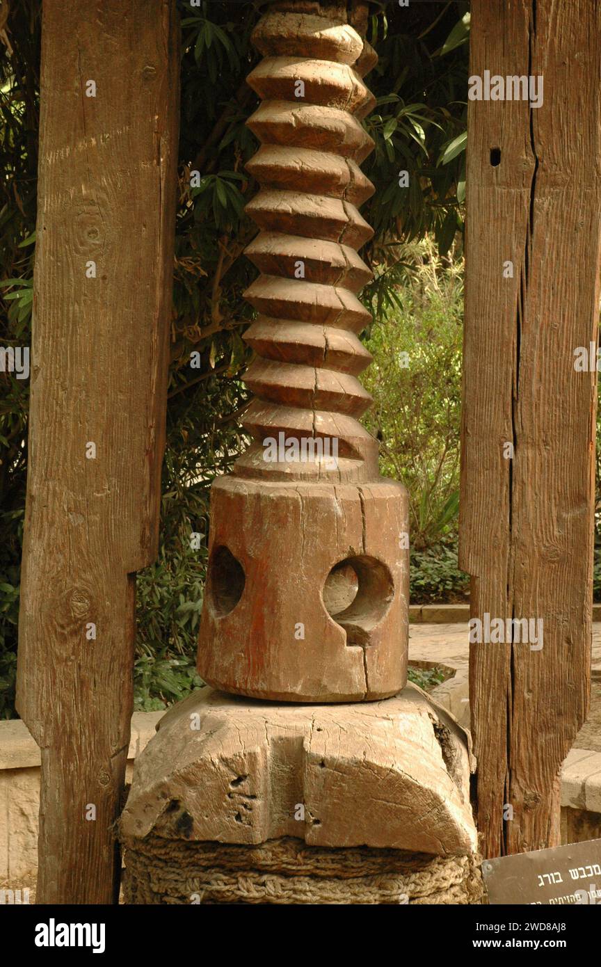 Old olive press wooden screw hi-res stock photography and images - Alamy