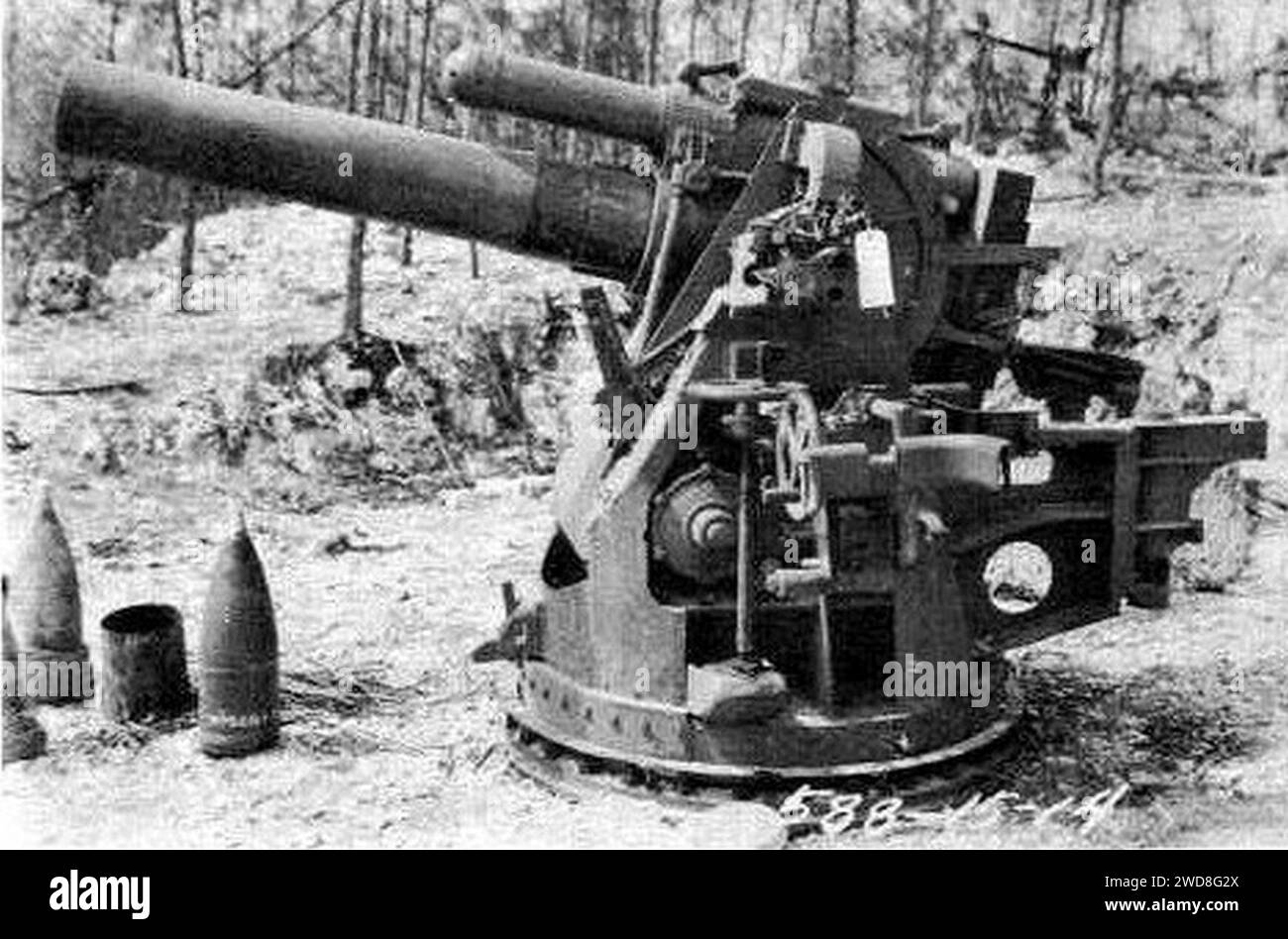 20 cm short naval gun Stock Photo - Alamy